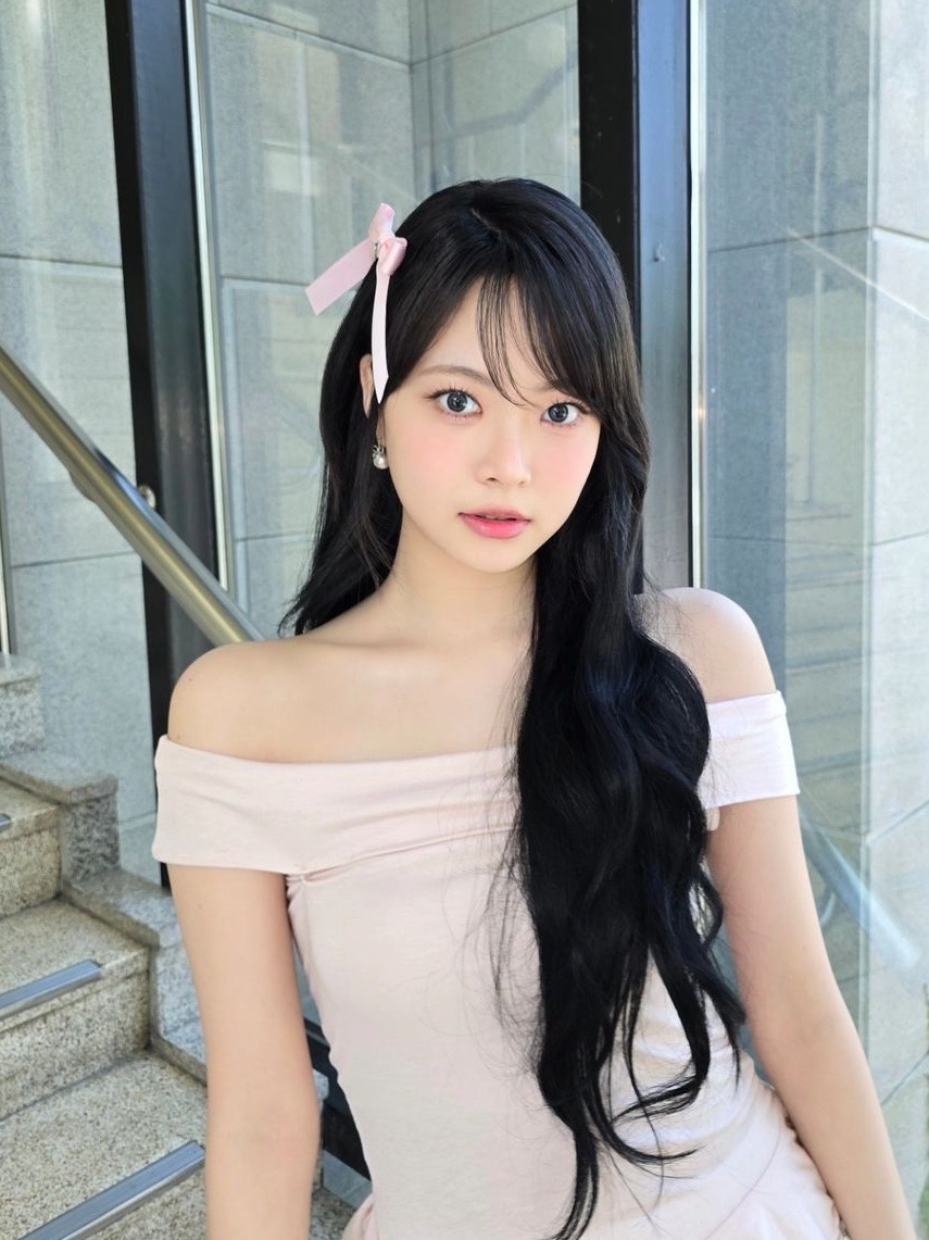 【画像12枚】LE SSERAFIM(ルセラフィム)のメンバー全員の可愛い髪型をご紹介。 美容師が教えるオーダー方法とスタイリング方法を解説。 - 現役美容師Chelの美容Blog